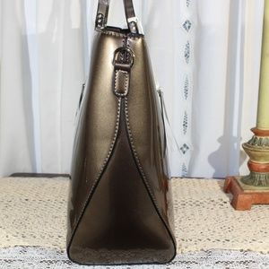 Isabelle | Bags | Nwt Isabelle Vegan Patent Leather Bag | Poshmark